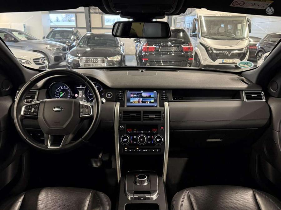 Grey Land Rover Discovery Sport 2016 in Marijampole, with an engine capacity of 2.00 L and mileage of 213 thousand km for 10500 €, photo 22 on AUTOMOTO.COM.LV