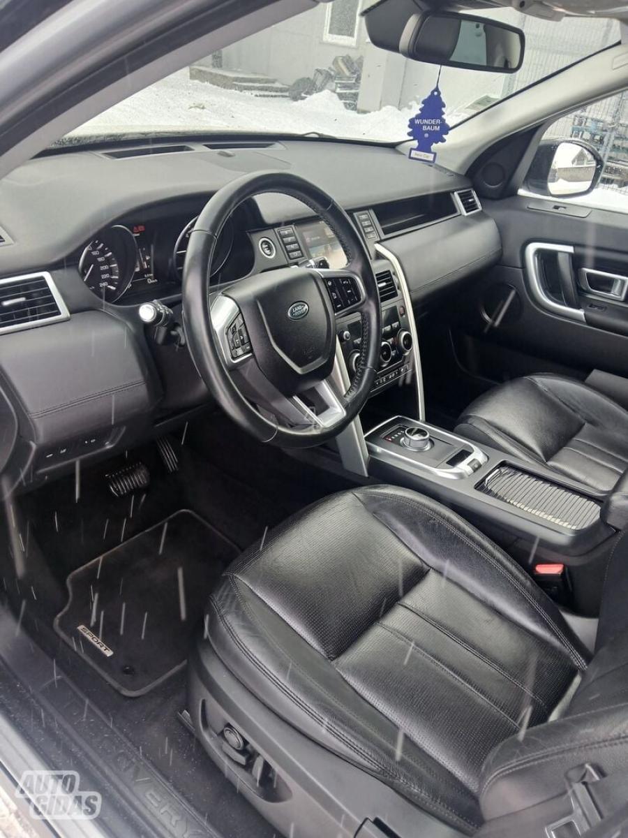 Pelēks Land Rover Discovery Sport 2016 Tauragė, ar dzinēja tilpumu 2.00 L un nobraukumu 165 tūkst. km par 10450 €, foto 12 vietnē AUTOMOTO.COM.LV