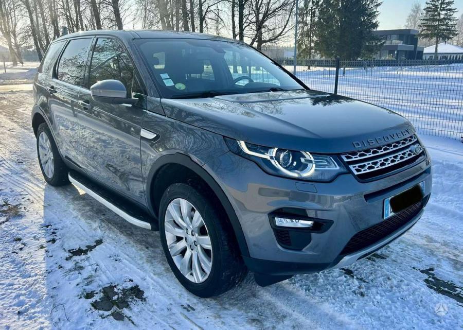 Pelēks Land Rover Discovery Sport 2016 Tauragė, ar dzinēja tilpumu 2.00 L un nobraukumu 160 tūkst. km par 9900 €, foto 5 vietnē AUTOMOTO.COM.LV
