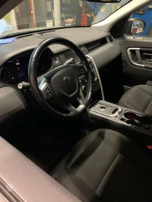 Grey Land Rover Discovery Sport 2016 in Kaunas, with an engine capacity of 2.00 L and mileage of 136 thousand km for 5950 €, photo 5 on AUTOMOTO.COM.LV