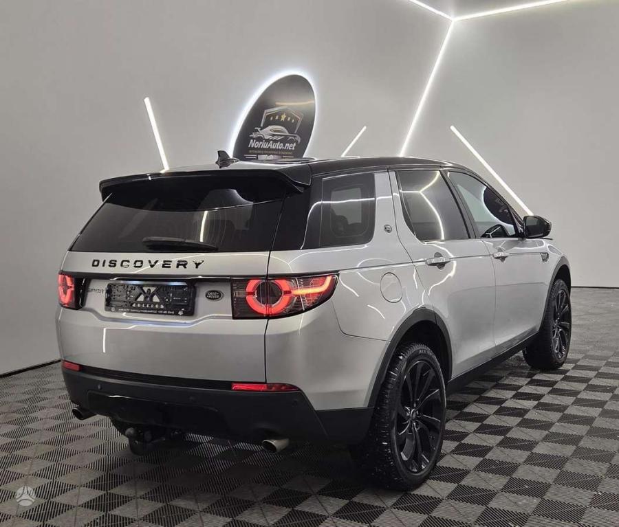 Pelēks Land Rover Discovery Sport 2016 Marijampole, ar dzinēja tilpumu 2.00 L un nobraukumu 207 tūkst. km par 10999 €, foto 22 vietnē AUTOMOTO.COM.LV
