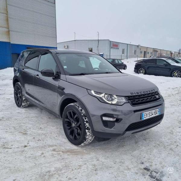 Pelēks Land Rover Discovery Sport 2016 Tauragė, ar dzinēja tilpumu 2.00 L un nobraukumu 142 tūkst. km par 8900 €, foto 2 vietnē AUTOMOTO.COM.LV