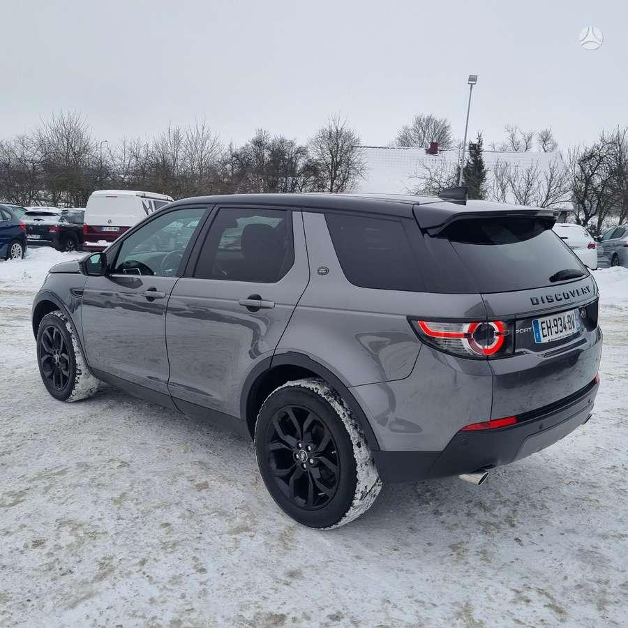 Grey Land Rover Discovery Sport 2016 in Taurage, with an engine capacity of 2.00 L and mileage of 142 thousand km for 8900 €, photo 4 on AUTOMOTO.COM.LV