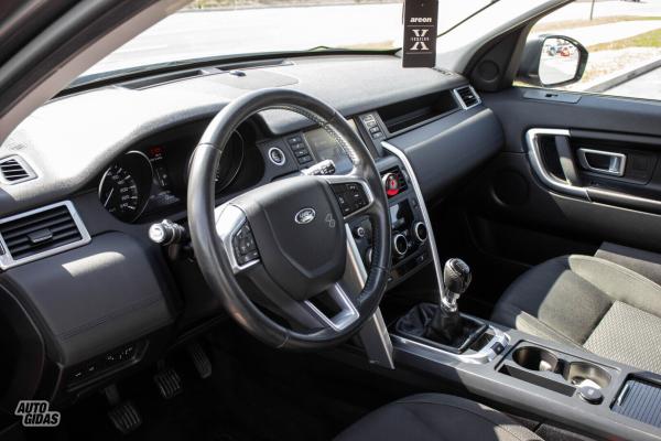 Pelēks Land Rover Discovery Sport 2016 Kauņa, ar dzinēja tilpumu 2.00 L un nobraukumu 140 tūkst. km par 8300 €, foto 7 vietnē AUTOMOTO.COM.LV