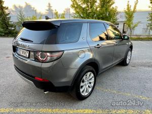 Grey Land Rover Discovery Sport 2016 in Tallinn, with an engine capacity of 2.00 L and mileage of 180 thousand km for 15800 €, photo 5 on AUTOMOTO.COM.LV