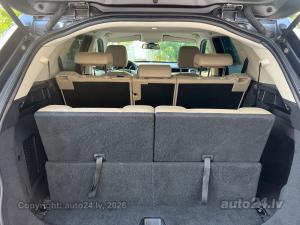 Grey Land Rover Discovery Sport 2016 in Tallinn, with an engine capacity of 2.00 L and mileage of 180 thousand km for 15800 €, photo 10 on AUTOMOTO.COM.LV