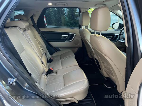 Grey Land Rover Discovery Sport 2016 in Tallinn, with an engine capacity of 2.00 L and mileage of 180 thousand km for 15800 €, photo 10 on AUTOMOTO.COM.LV