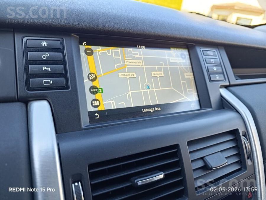 Pelēks Land Rover Discovery Sport 2016 Rīga, ar dzinēja tilpumu 2.00 L un nobraukumu 134 tūkst. km par 10950 €, foto 22 vietnē AUTOMOTO.COM.LV