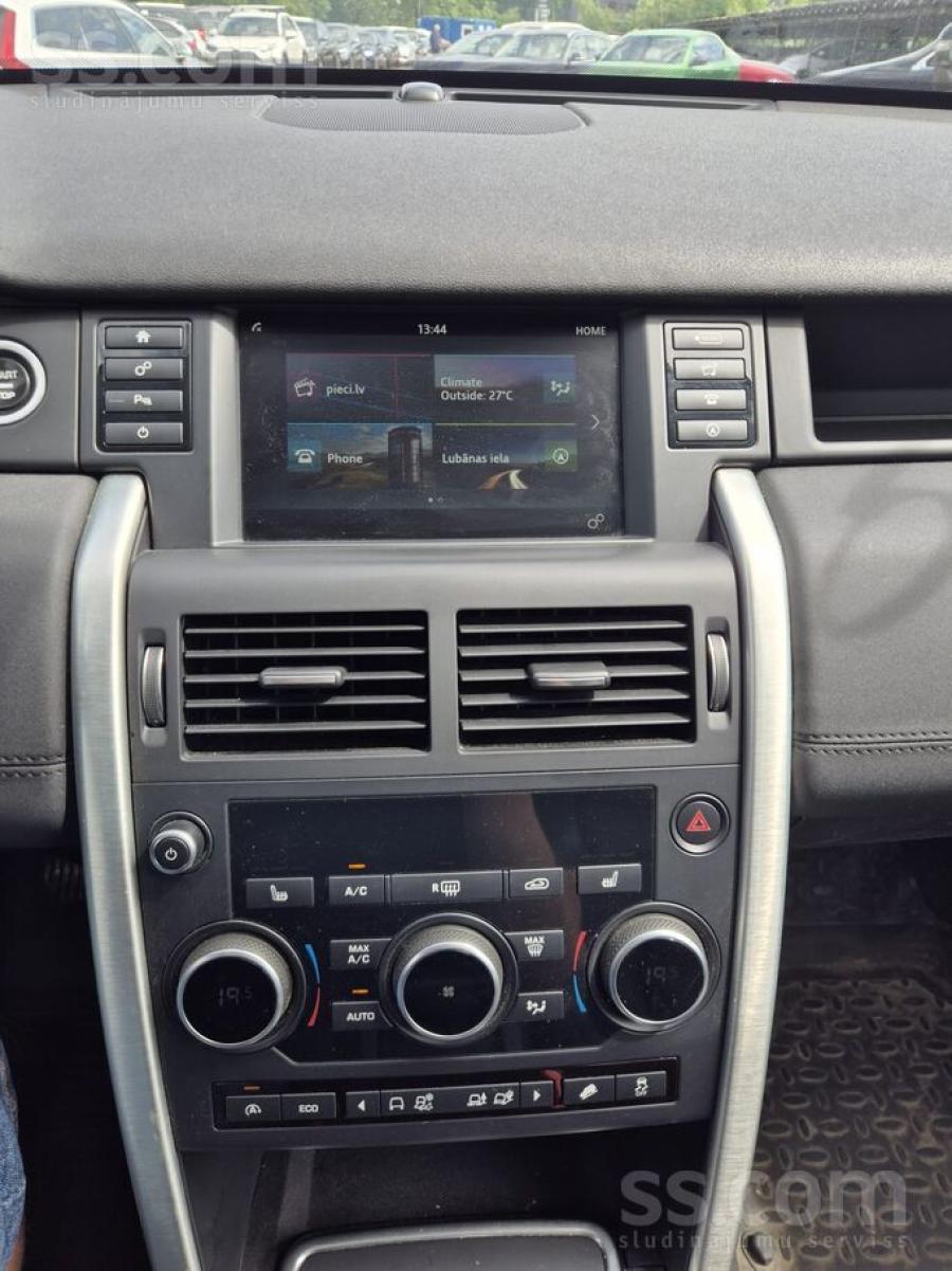 Серый Ленд Ровер Discovery Sport 2016 в Рига, объемом двигателя 2.00 л и пробегом 210 тыс. км за 8990 €, фото 15 на AUTOMOTO.COM.LV