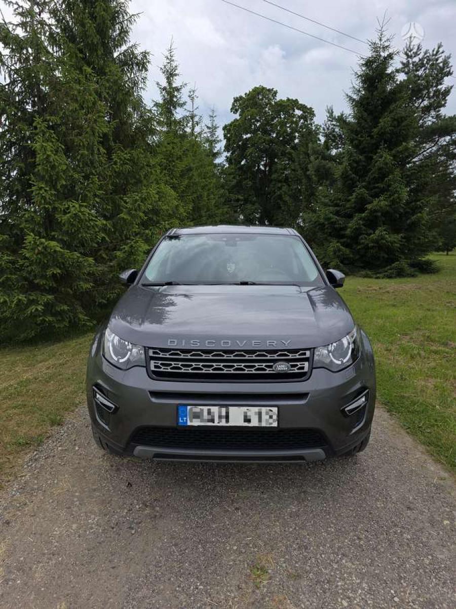 Pelēks Land Rover Discovery Sport 2016 Šauļi, ar dzinēja tilpumu 2.00 L un nobraukumu 167 tūkst. km par 8200 €, foto 4 vietnē AUTOMOTO.COM.LV
