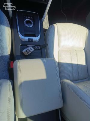 Pelēks Land Rover Discovery Sport 2016 Kretinga, ar dzinēja tilpumu 2.00 L un nobraukumu 207 tūkst. km par 10900 €, foto 7 vietnē AUTOMOTO.COM.LV