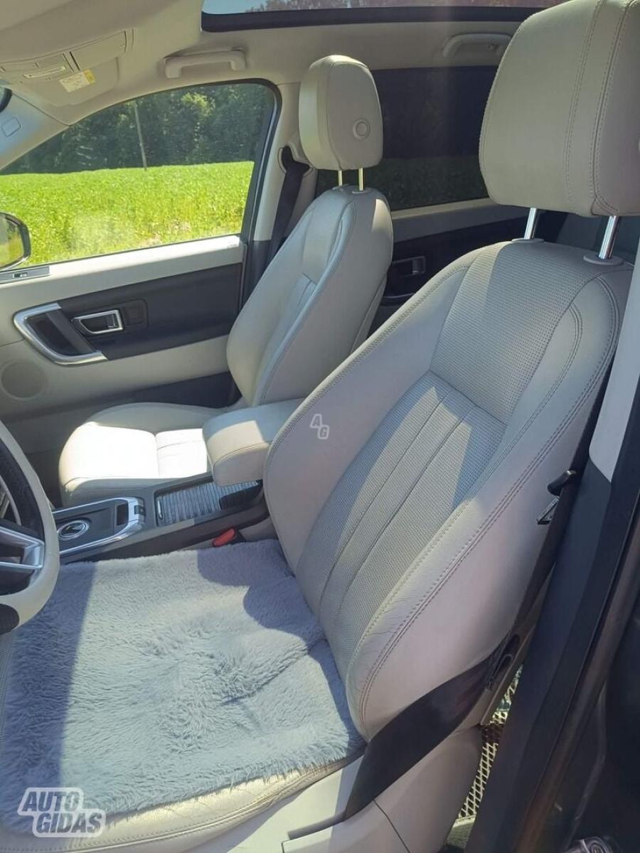 Pelēks Land Rover Discovery Sport 2016 Kretinga, ar dzinēja tilpumu 2.00 L un nobraukumu 207 tūkst. km par 10900 €, foto 19 vietnē AUTOMOTO.COM.LV