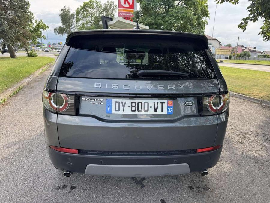 Grey Land Rover Discovery Sport 2016 in Taurage, with an engine capacity of 2.00 L and mileage of 155 thousand km for 8900 €, photo 6 on AUTOMOTO.COM.LV
