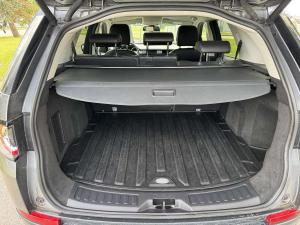 Grey Land Rover Discovery Sport 2016 in Taurage, with an engine capacity of 2.00 L and mileage of 155 thousand km for 8900 €, photo 11 on AUTOMOTO.COM.LV