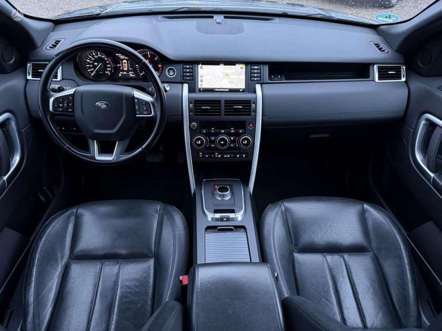 Grey Land Rover Discovery Sport 2016 in Utena, with an engine capacity of 2.00 L and mileage of 244 thousand km for 9900 €, photo 21 on AUTOMOTO.COM.LV