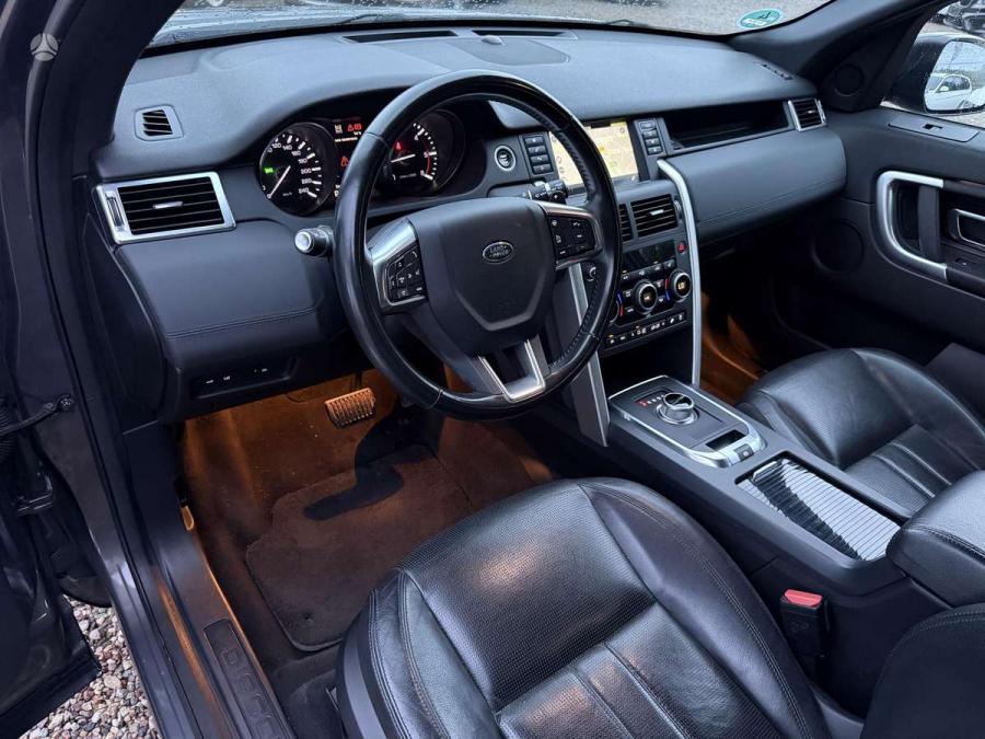 Grey Land Rover Discovery Sport 2016 in Utena, with an engine capacity of 2.00 L and mileage of 244 thousand km for 9900 €, photo 22 on AUTOMOTO.COM.LV