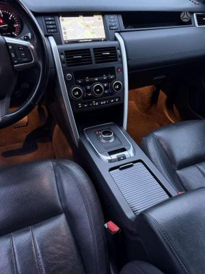 Grey Land Rover Discovery Sport 2016 in Utena, with an engine capacity of 2.00 L and mileage of 244 thousand km for 9900 €, photo 38 on AUTOMOTO.COM.LV