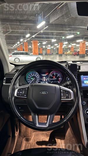 Pelēks Land Rover Discovery Sport 2016 Rīga, ar dzinēja tilpumu 2.00 L un nobraukumu 144 tūkst. km par 12000 €, foto 16 vietnē AUTOMOTO.COM.LV