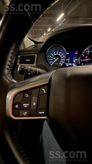Pelēks Land Rover Discovery Sport 2016 Rīga, ar dzinēja tilpumu 2.00 L un nobraukumu 144 tūkst. km par 12000 €, foto 18 vietnē AUTOMOTO.COM.LV