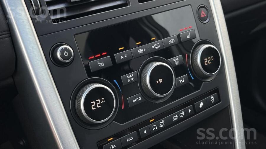 Pelēks Land Rover Discovery Sport 2016 Jelgava, ar dzinēja tilpumu 2.00 L un nobraukumu 191 tūkst. km par 12600 €, foto 12 vietnē AUTOMOTO.COM.LV