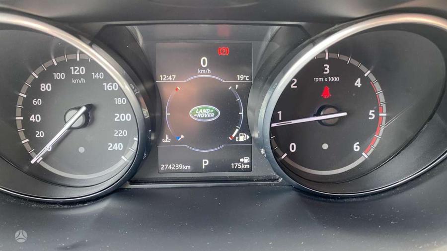 Pelēks Land Rover Discovery Sport 2016 Mažeikiai, ar dzinēja tilpumu 2.00 L un nobraukumu 274 tūkst. km par 9200 €, foto 19 vietnē AUTOMOTO.COM.LV
