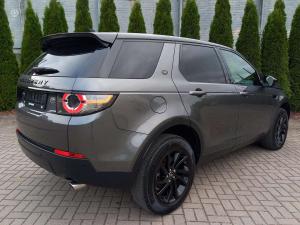 Grey Land Rover Discovery Sport 2016 in Siauliai, with an engine capacity of 2.00 L and mileage of 199 thousand km for 10300 €, photo 4 on AUTOMOTO.COM.LV