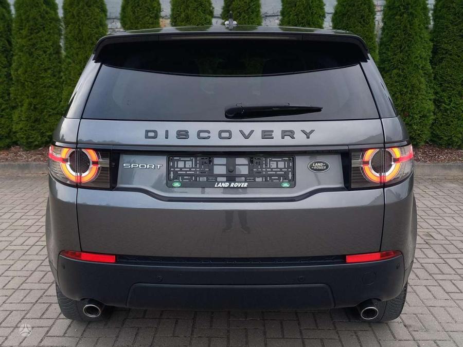 Grey Land Rover Discovery Sport 2016 in Siauliai, with an engine capacity of 2.00 L and mileage of 199 thousand km for 10300 €, photo 9 on AUTOMOTO.COM.LV