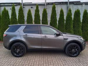 Grey Land Rover Discovery Sport 2016 in Siauliai, with an engine capacity of 2.00 L and mileage of 199 thousand km for 10300 €, photo 10 on AUTOMOTO.COM.LV