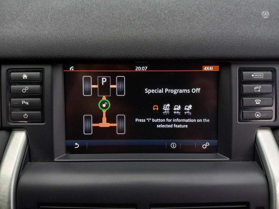 Grey Land Rover Discovery Sport 2016 in Siauliai, with an engine capacity of 2.00 L and mileage of 199 thousand km for 10300 €, photo 30 on AUTOMOTO.COM.LV