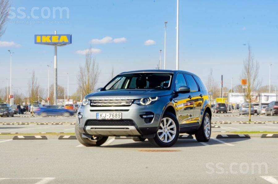 Grey Land Rover Discovery Sport 2016 in Riga, with an engine capacity of 2.00 L and mileage of 133 thousand km for 11290 €, photo 1 on AUTOMOTO.COM.LV