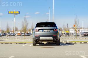 Grey Land Rover Discovery Sport 2016 in Riga, with an engine capacity of 2.00 L and mileage of 133 thousand km for 11290 €, photo 7 on AUTOMOTO.COM.LV