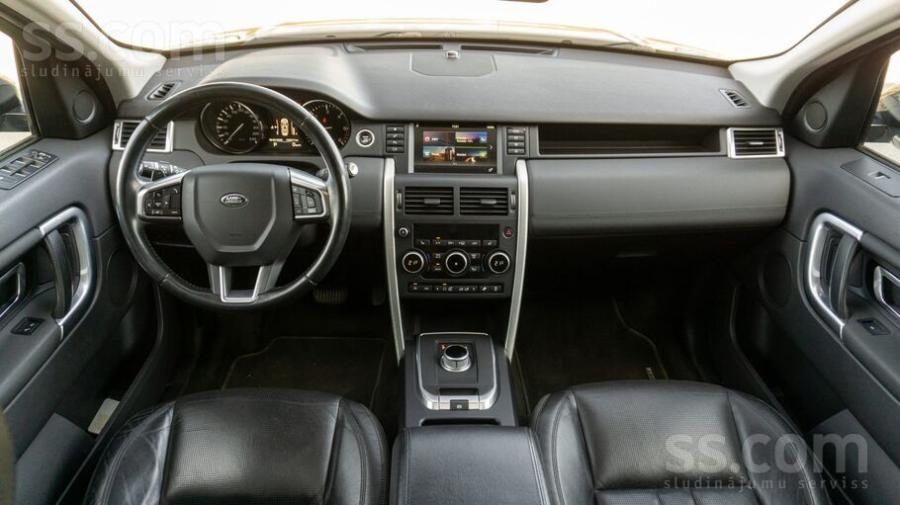 Grey Land Rover Discovery Sport 2016 in Riga, with an engine capacity of 2.00 L and mileage of 133 thousand km for 11290 €, photo 12 on AUTOMOTO.COM.LV
