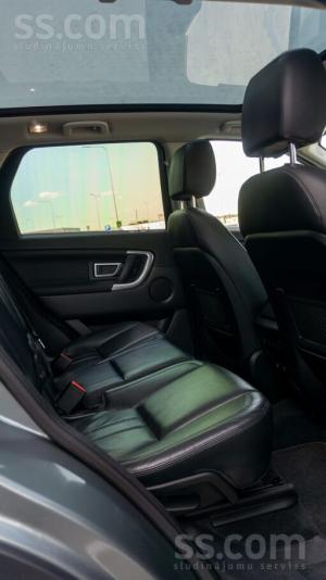 Grey Land Rover Discovery Sport 2016 in Riga, with an engine capacity of 2.00 L and mileage of 133 thousand km for 11290 €, photo 30 on AUTOMOTO.COM.LV