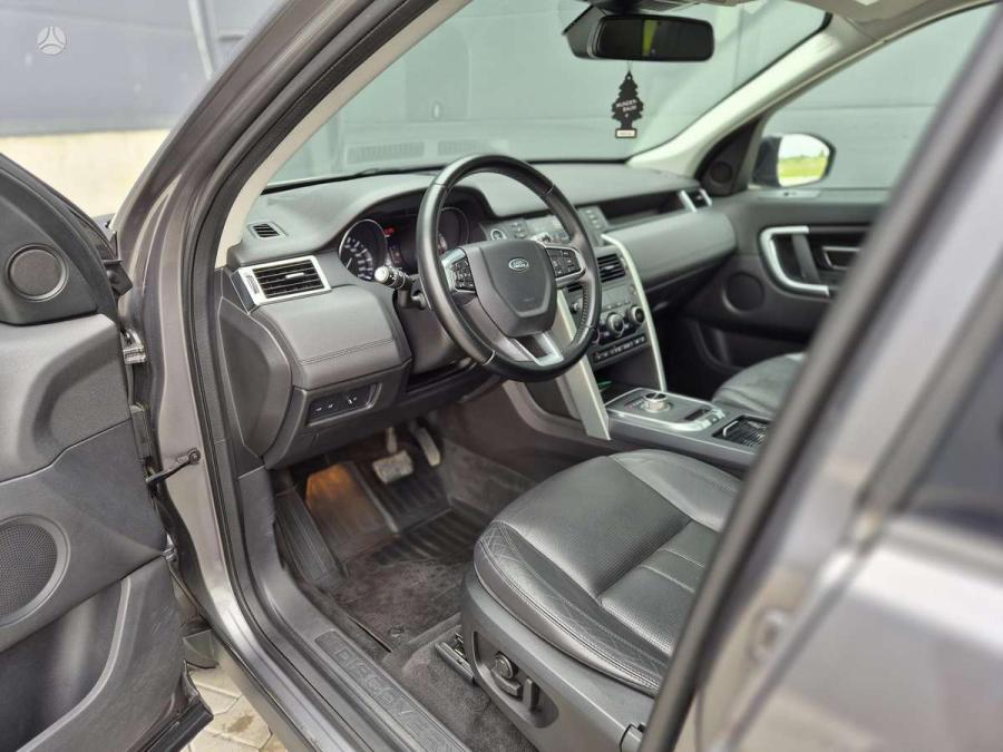 Серый Ленд Ровер Discovery Sport 2016 в Шяуляй, объемом двигателя 2.00 л и пробегом 218 тыс. км за 10750 €, фото 6 на AUTOMOTO.COM.LV