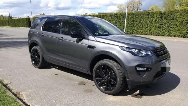 Pelēks Land Rover Discovery Sport 2016 Viļņa, ar dzinēja tilpumu 2.00 L un nobraukumu 180 tūkst. km par 6100 €, foto 3 vietnē AUTOMOTO.COM.LV