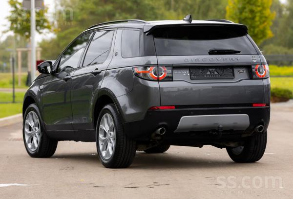 Grey Land Rover Discovery Sport 2016 in Jelgava, with an engine capacity of 2.00 L and mileage of 0 thousand km for 10950 €, photo 7 on AUTOMOTO.COM.LV