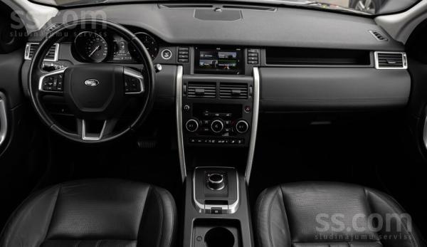 Grey Land Rover Discovery Sport 2016 in Jelgava, with an engine capacity of 2.00 L and mileage of 0 thousand km for 10950 €, photo 11 on AUTOMOTO.COM.LV