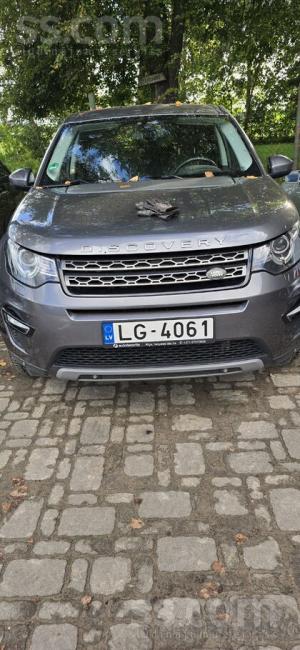 Grey Land Rover Discovery Sport 2016 in Riga, with an engine capacity of 2.00 L and mileage of 190 thousand km for 5500 €, photo 1 on AUTOMOTO.COM.LV