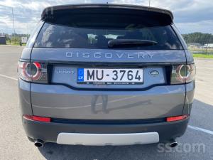 Grey Land Rover Discovery Sport 2016 in Riga, with an engine capacity of 2.00 L and mileage of 203 thousand km for 10500 €, photo 8 on AUTOMOTO.COM.LV