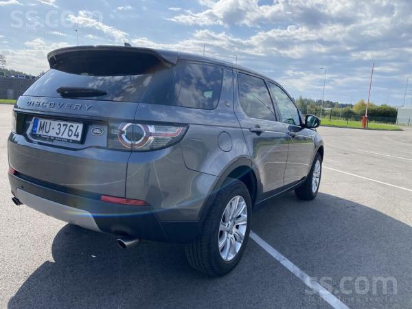 Grey Land Rover Discovery Sport 2016 in Riga, with an engine capacity of 2.00 L and mileage of 203 thousand km for 9900 €, photo 5 on AUTOMOTO.COM.LV
