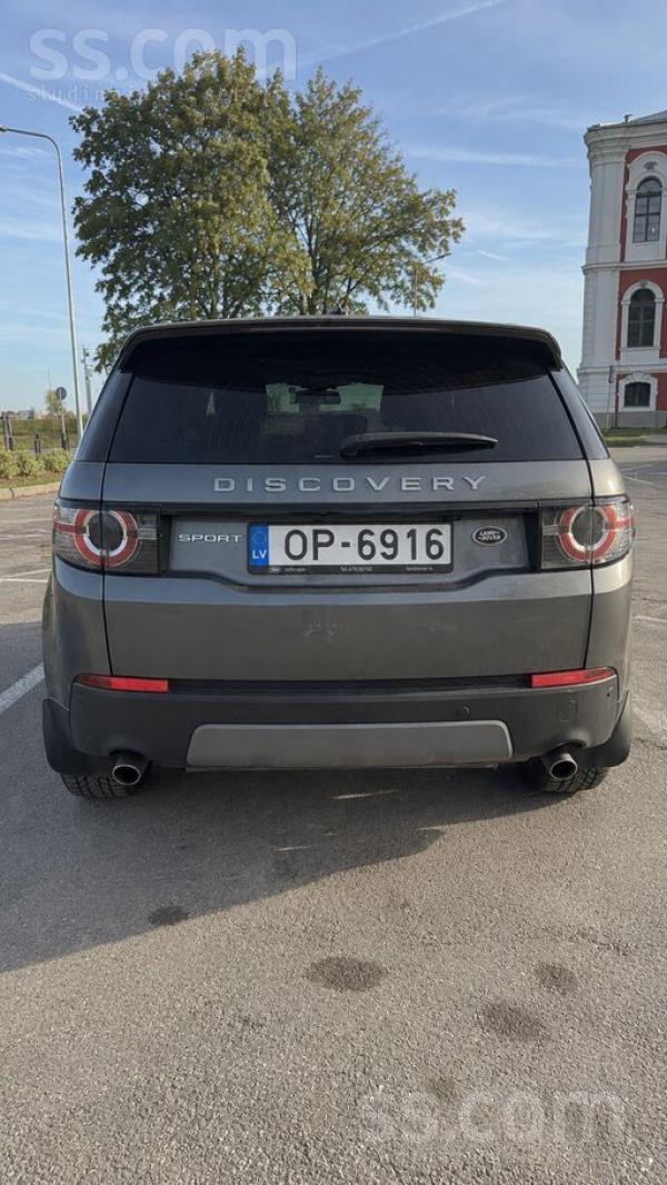 Land Rover Discovery Sport 2016 Rīga vietnē Pelēks Land Rover Discovery Sport 2016 Rīga, ar dzinēja tilpumu 2.00 L un nobraukumu 145 tūkst. km par 9300 €, foto 6 vietnē AUTOMOTO.COM.LV