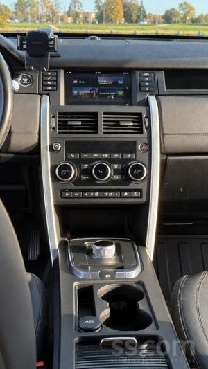 Серый Ленд Ровер Discovery Sport 2016 в Рига, объемом двигателя 2.00 л и пробегом 145 тыс. км за 9300 €, фото 11 на AUTOMOTO.COM.LV