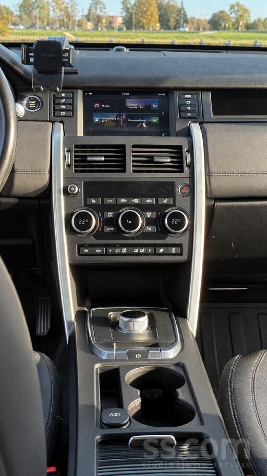 Серый Ленд Ровер Discovery Sport 2016 в Рига, объемом двигателя 2.00 л и пробегом 145 тыс. км за 9300 €, фото 11 на AUTOMOTO.COM.LV
