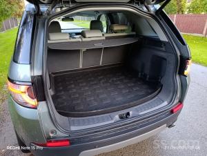 Pelēks Land Rover Discovery Sport 2016 Rīga, ar dzinēja tilpumu 2.00 L un nobraukumu 90 tūkst. km par 10790 €, foto 13 vietnē AUTOMOTO.COM.LV