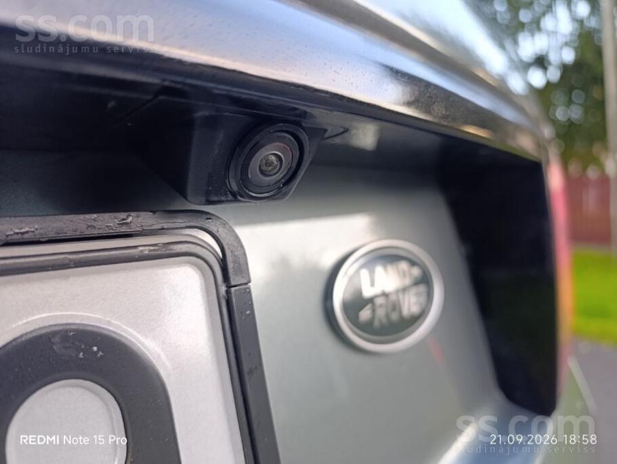 Pelēks Land Rover Discovery Sport 2016 Rīga, ar dzinēja tilpumu 2.00 L un nobraukumu 90 tūkst. km par 10790 €, foto 15 vietnē AUTOMOTO.COM.LV