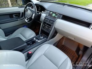 Pelēks Land Rover Discovery Sport 2016 Rīga, ar dzinēja tilpumu 2.00 L un nobraukumu 90 tūkst. km par 10790 €, foto 18 vietnē AUTOMOTO.COM.LV