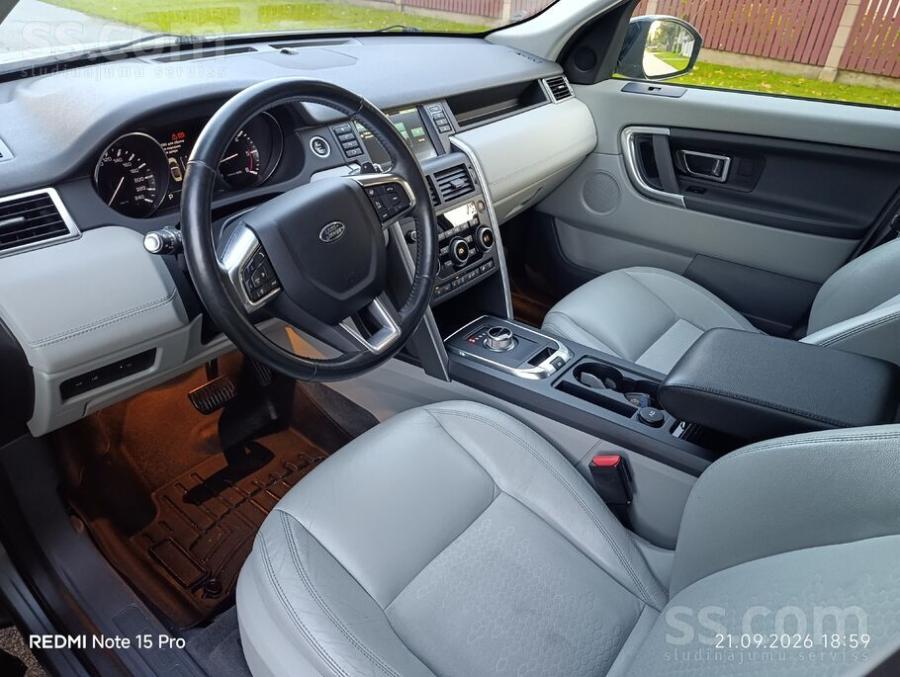 Pelēks Land Rover Discovery Sport 2016 Rīga, ar dzinēja tilpumu 2.00 L un nobraukumu 90 tūkst. km par 10790 €, foto 19 vietnē AUTOMOTO.COM.LV
