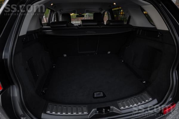 Grey Land Rover Discovery Sport 2016 in Jelgava, with an engine capacity of 2.00 L and mileage of 208 thousand km for 8590 €, photo 11 on AUTOMOTO.COM.LV