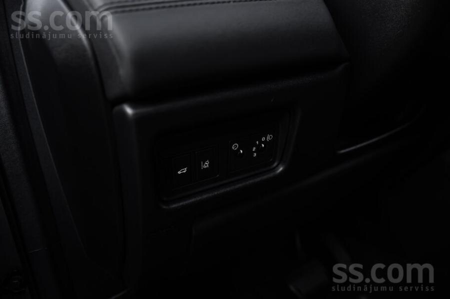 Серый Ленд Ровер Discovery Sport 2016 в Елгава, объемом двигателя 2.00 л и пробегом 208 тыс. км за 8590 €, фото 14 на AUTOMOTO.COM.LV