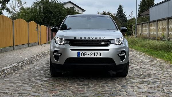 Grey Land Rover Discovery Sport 2016 in Jelgava, with an engine capacity of 2.00 L and mileage of 192 thousand km for 10650 €, photo 3 on AUTOMOTO.COM.LV